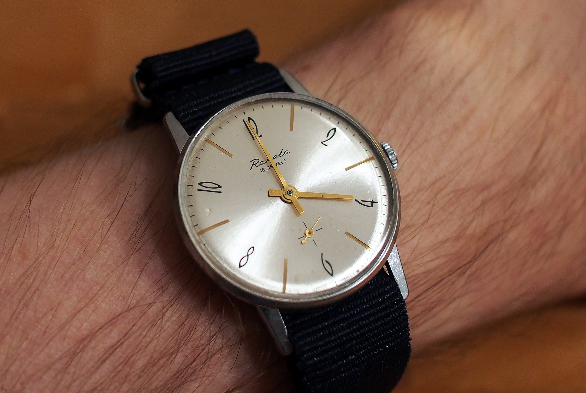 Beautiful Soviet watches to collect and 10 tips before you buy ...